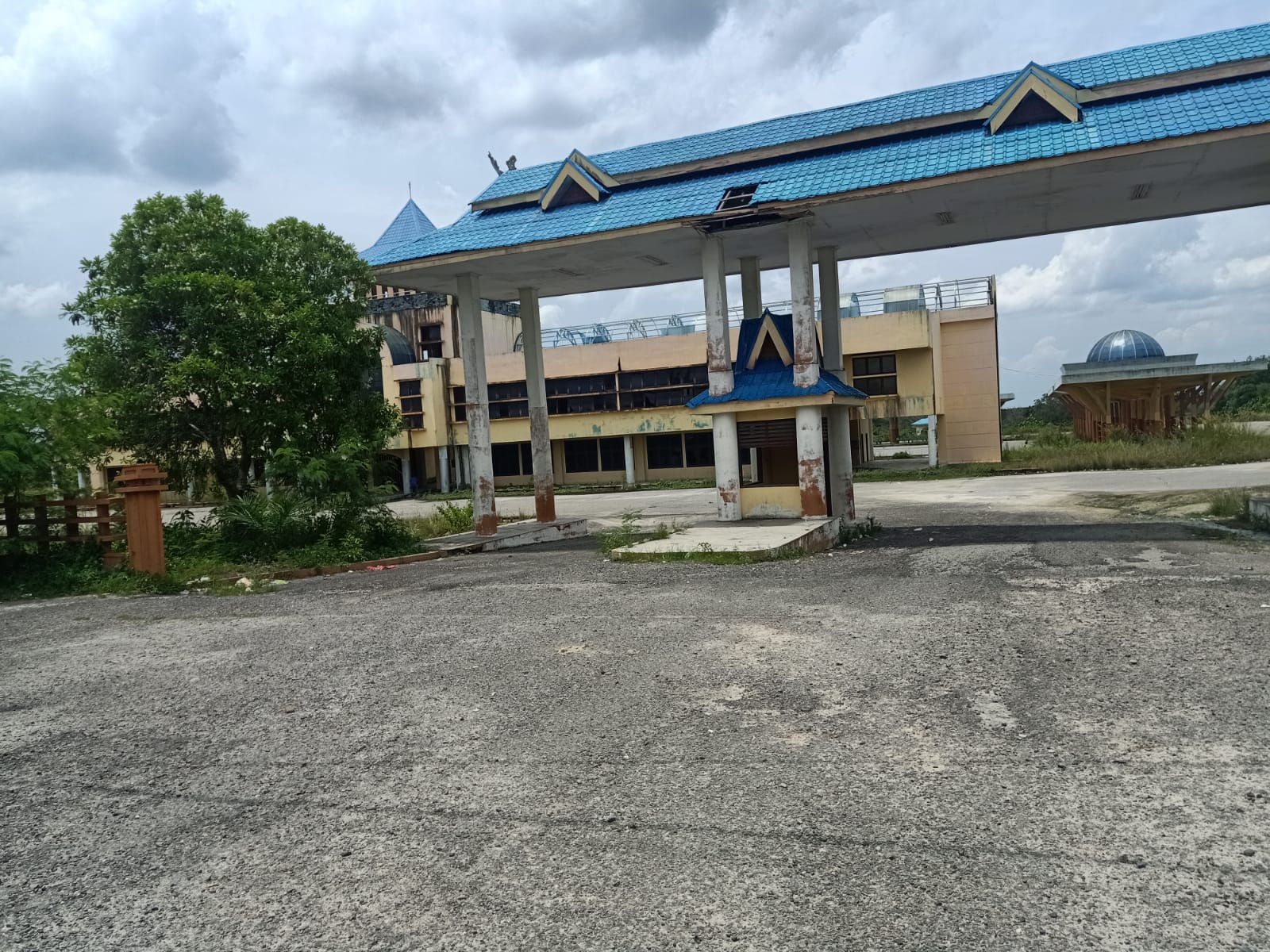 Bangunan Megah Terminal AKAP Duri Terkesan Mubazir Dialihkan Kepoliteknik